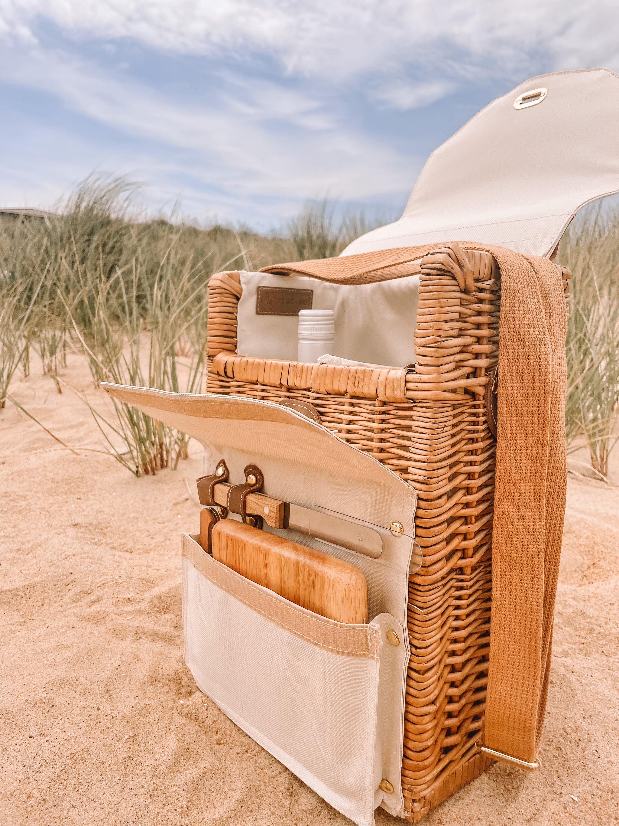 Luxury Picnic Basket – The VB Picnic Co